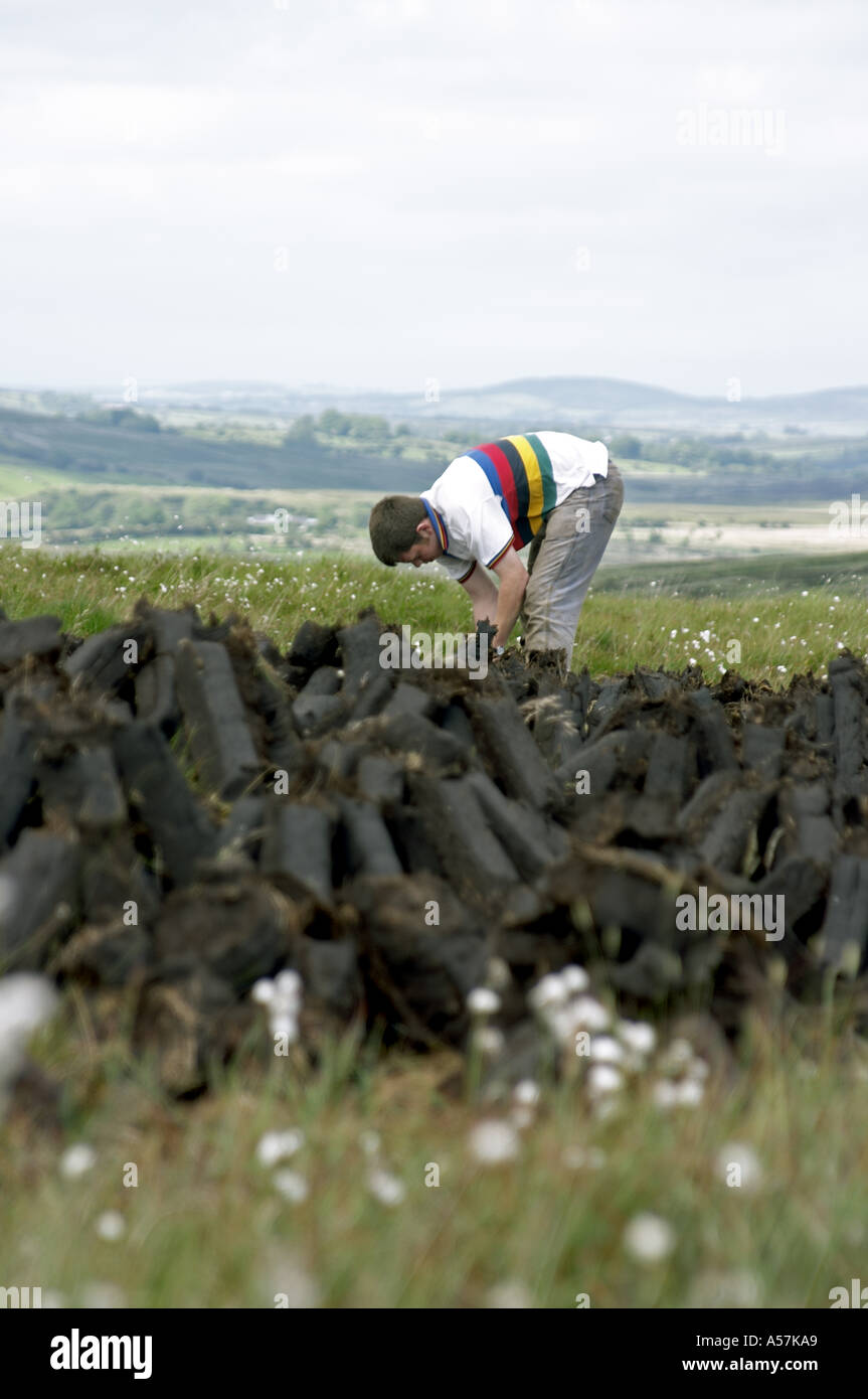 Turf ireland hi-res stock photography and images - Alamy