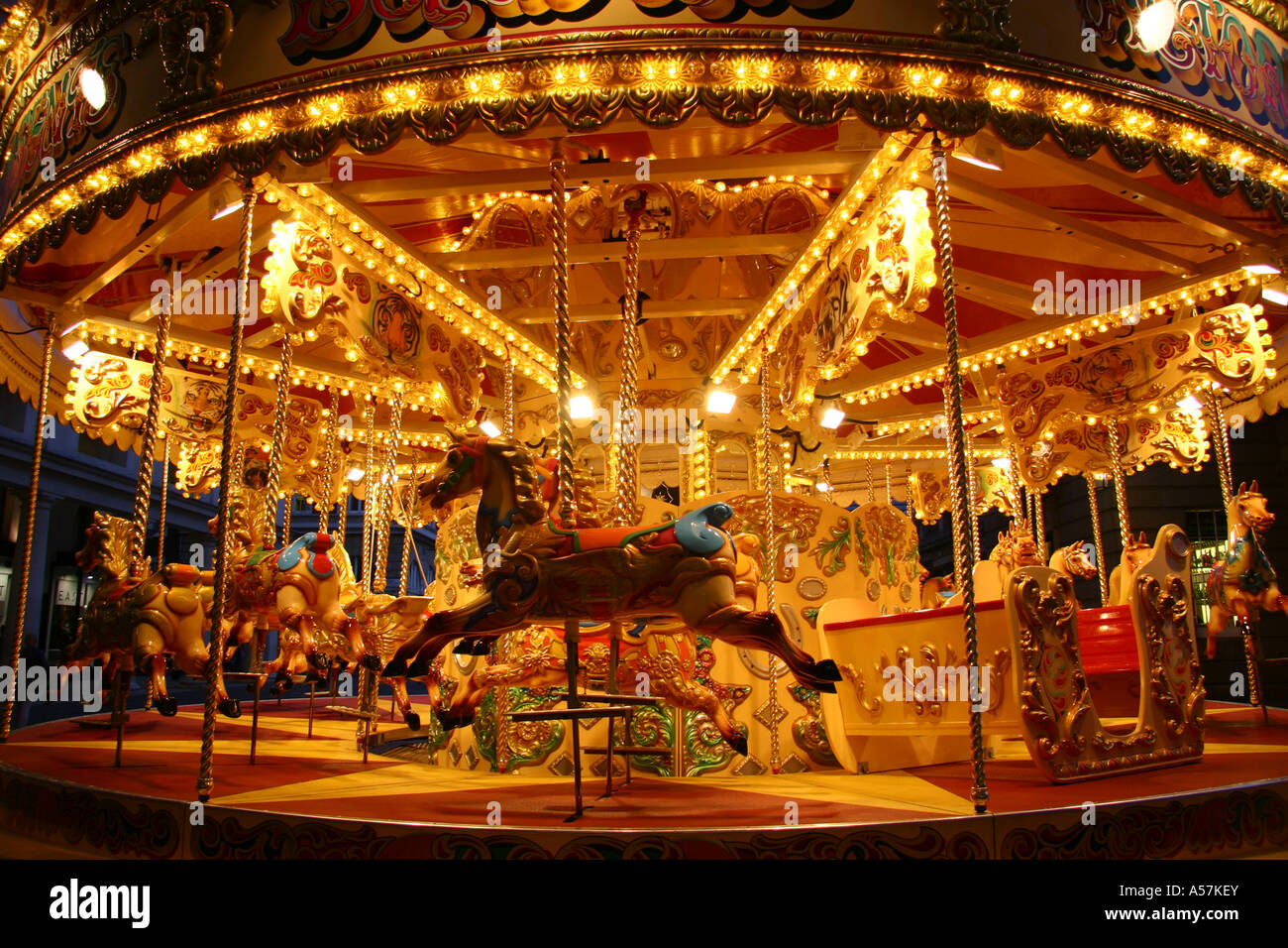 Go around the ring hi-res stock photography and images - Alamy