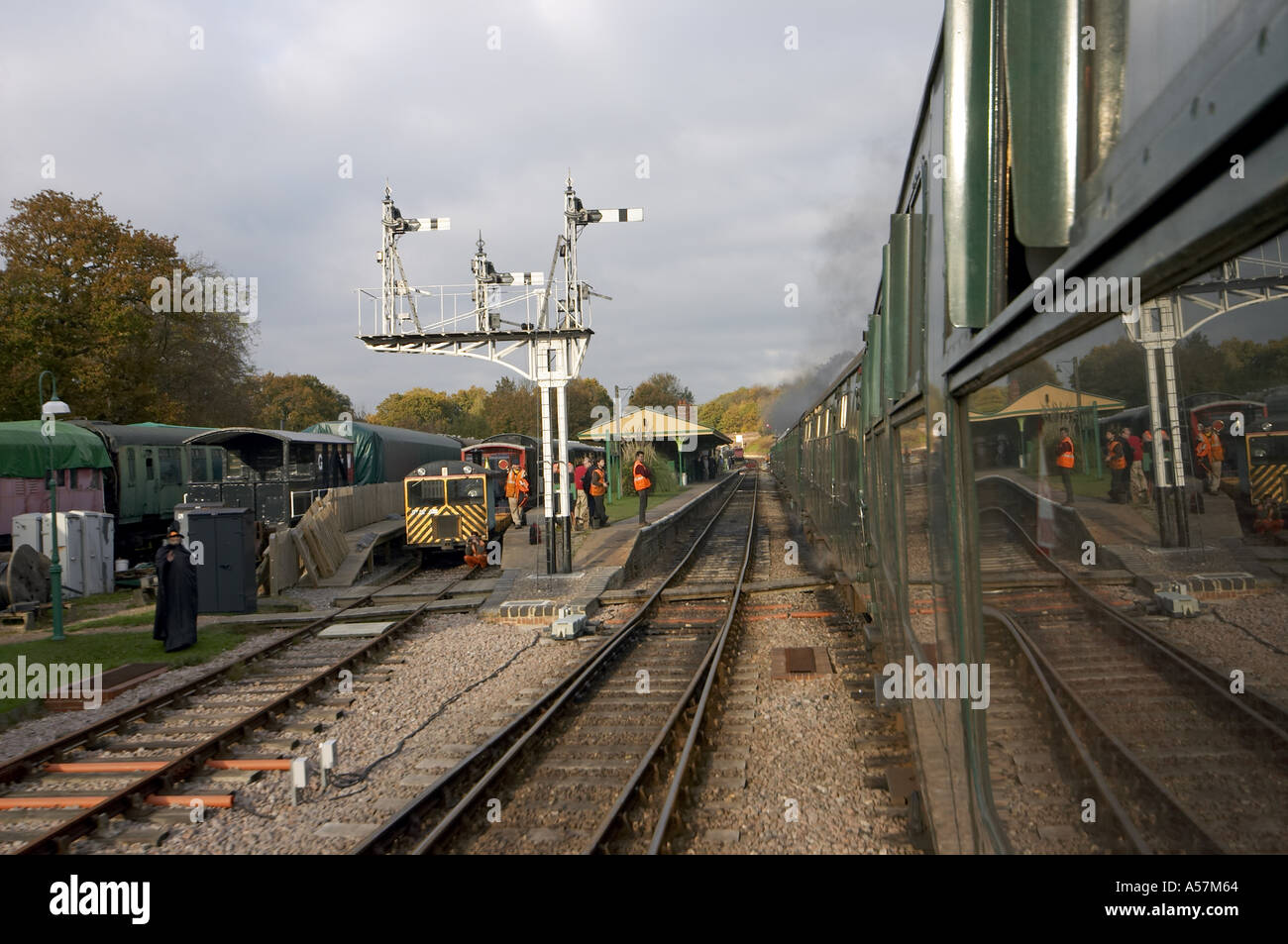 Steam engine train at Horsted Keynes station on The Bluebell Railway ...