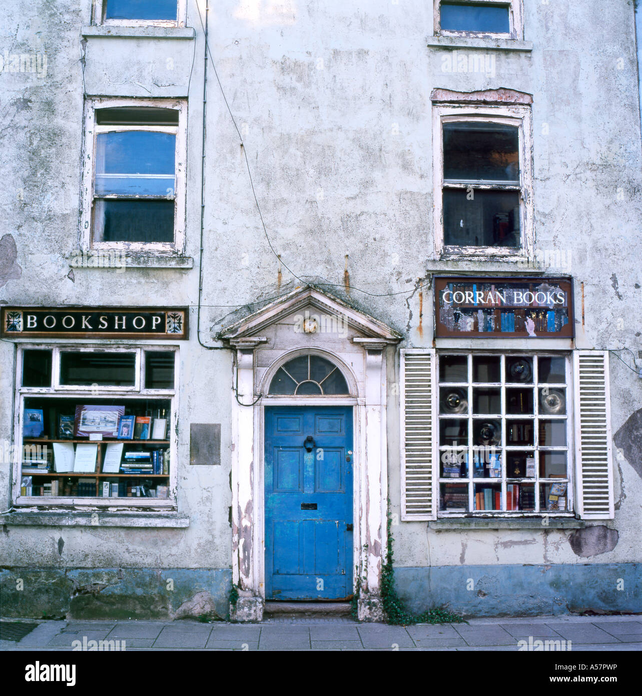 Coran old book High Resolution Stock Photography and Images - Alamy