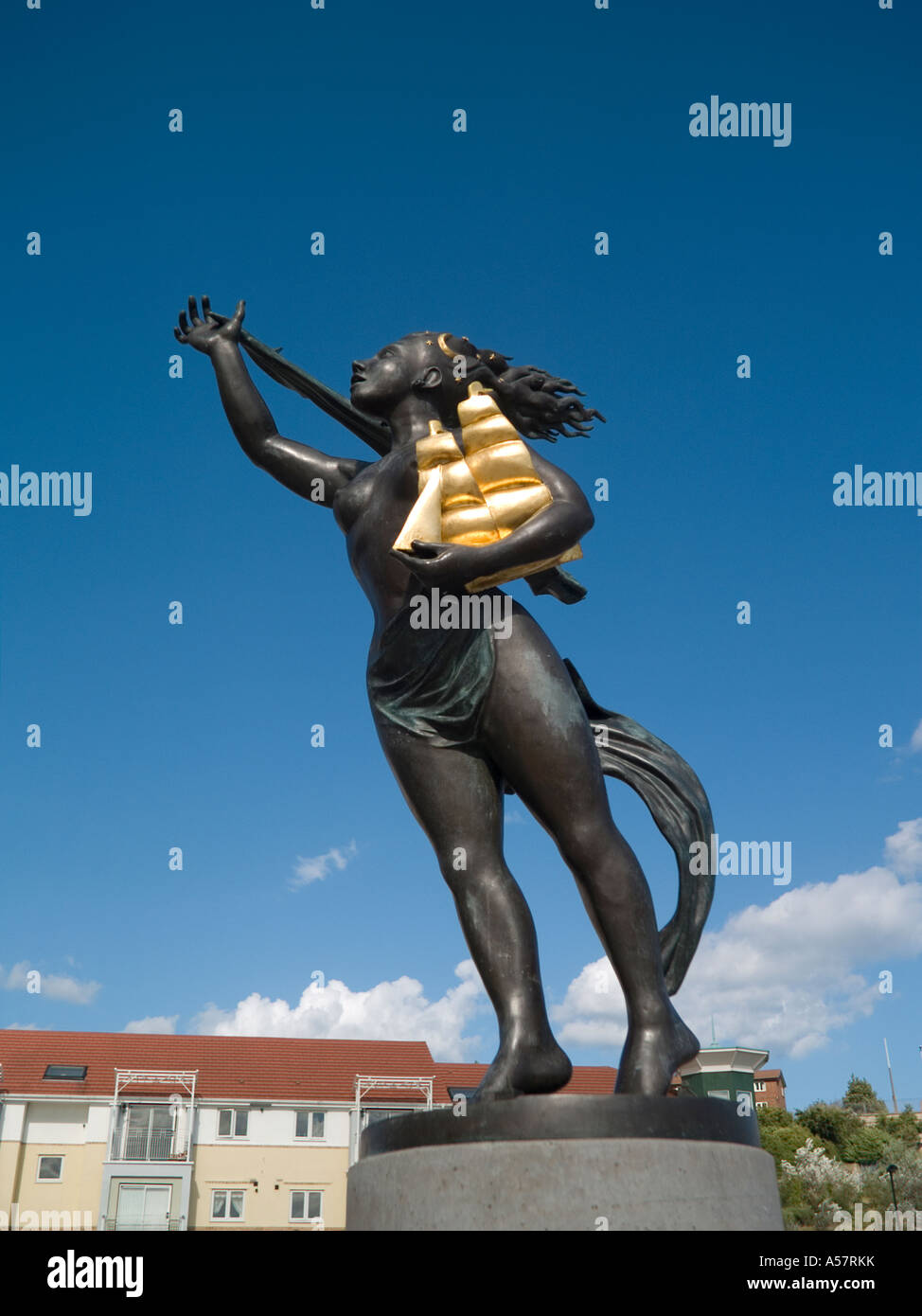 Gold ship hi-res stock photography and images - Alamy