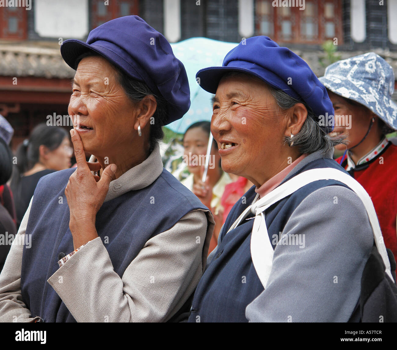 Naxi tribe hi-res stock photography and images - Alamy