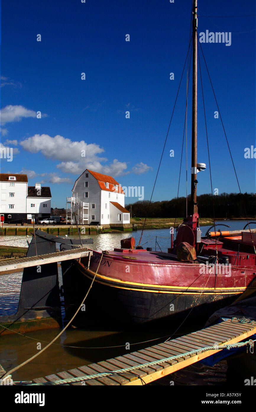 Woodbridge Tide Mill on the River Deben Woodbridge Suffolk UK Stock ...