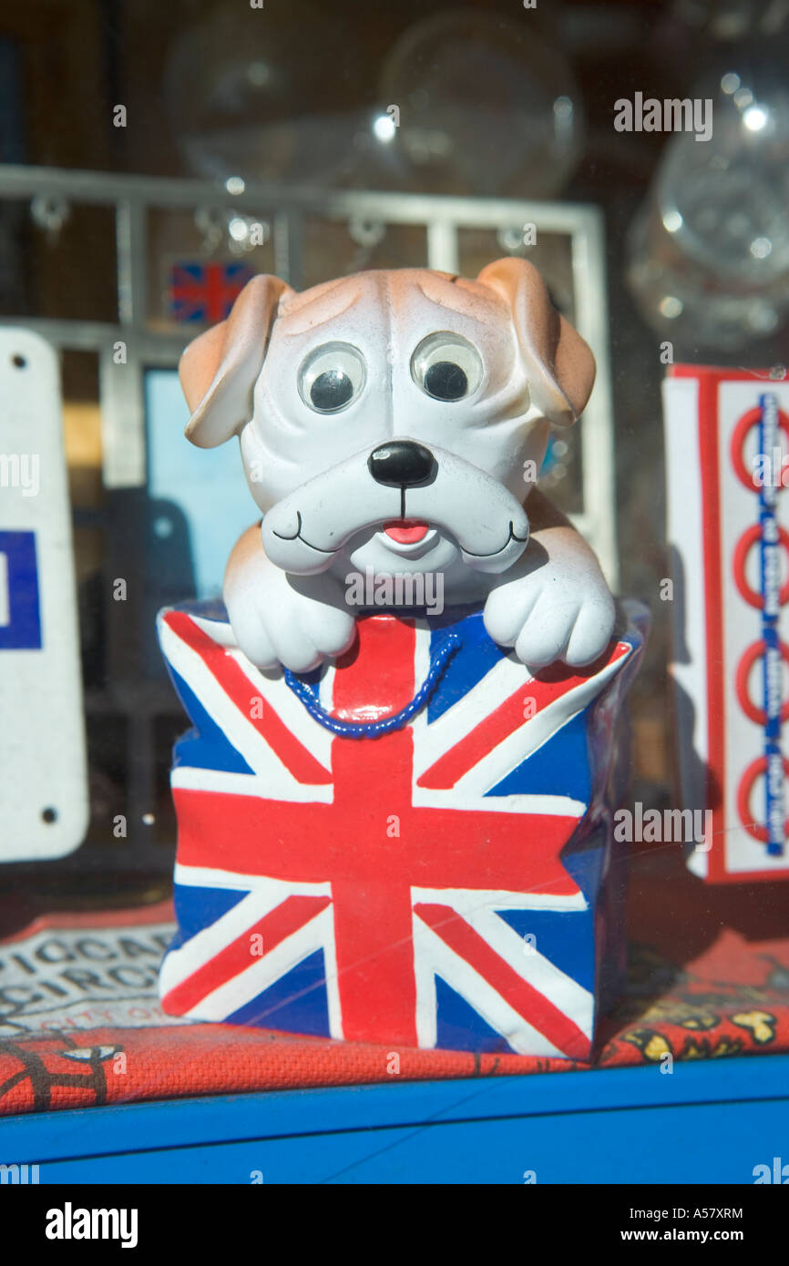 U k united kingdom portrait vertical hi-res stock photography and ...