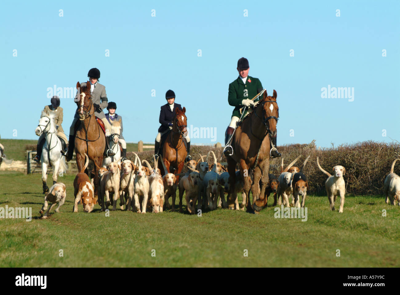 Heythrop Hunt final meet nr Chadlington Oxfordshire Stock Photo - Alamy