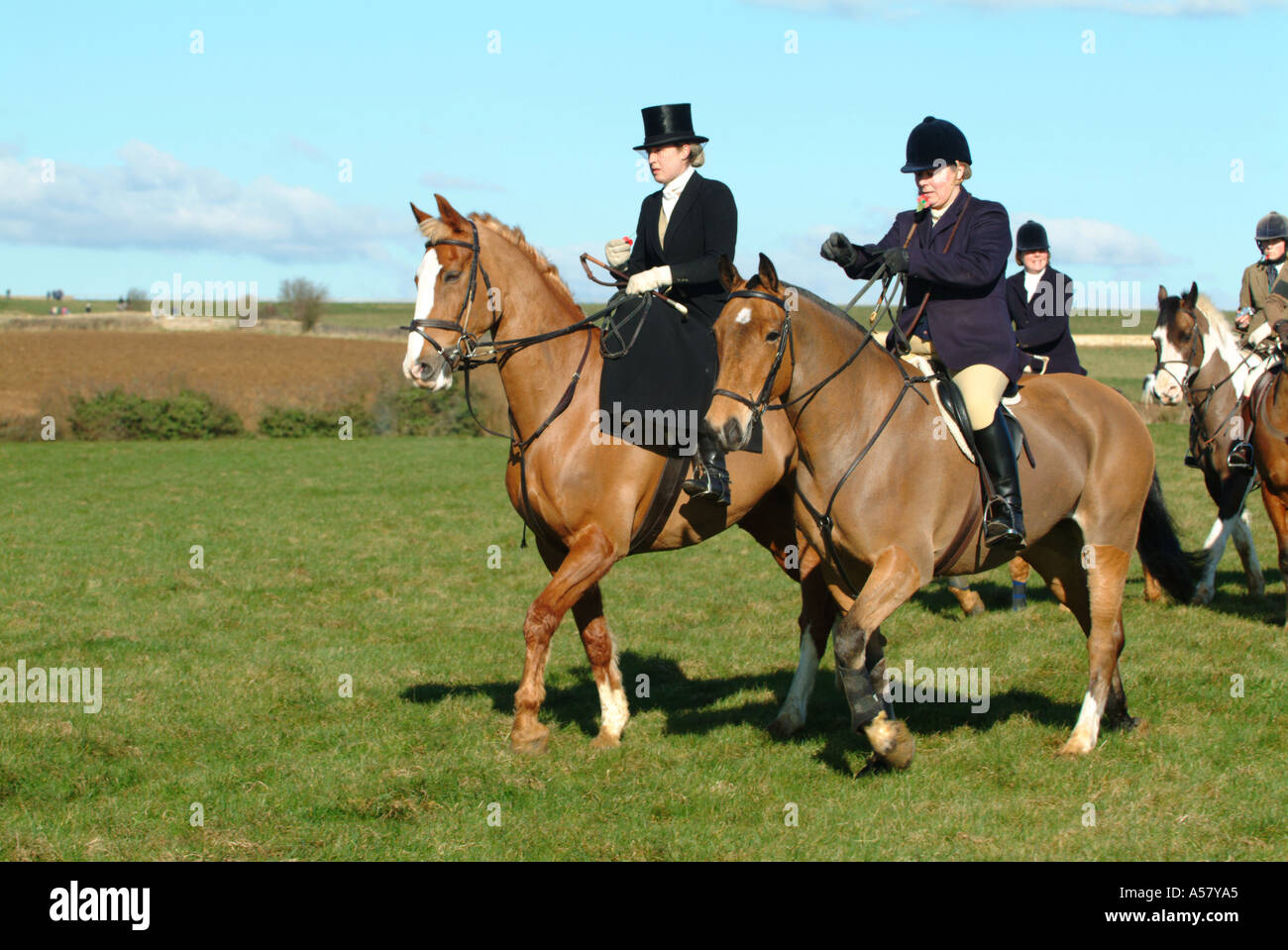 Heythrop Hunt final meet nr Chadlington Oxfordshire Stock Photo - Alamy