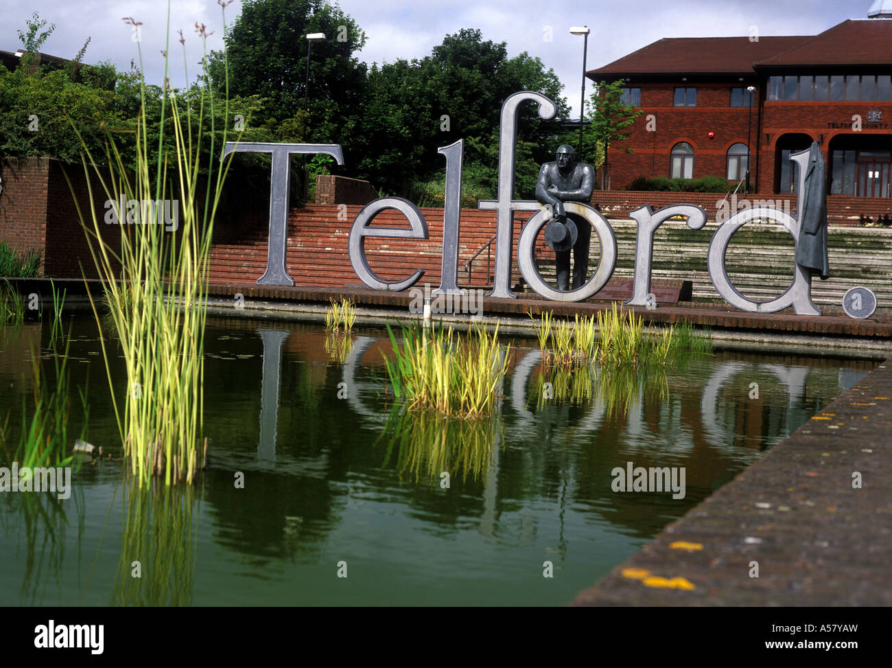Telford town centre shropshire uk hi-res stock photography and images ...