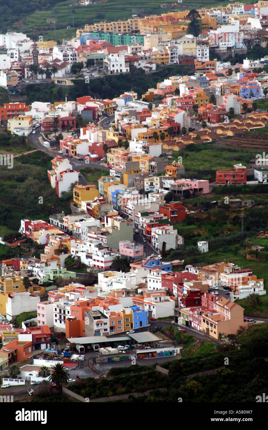 Colourful properties in the Orotava Valley on the slopes of Teide ...