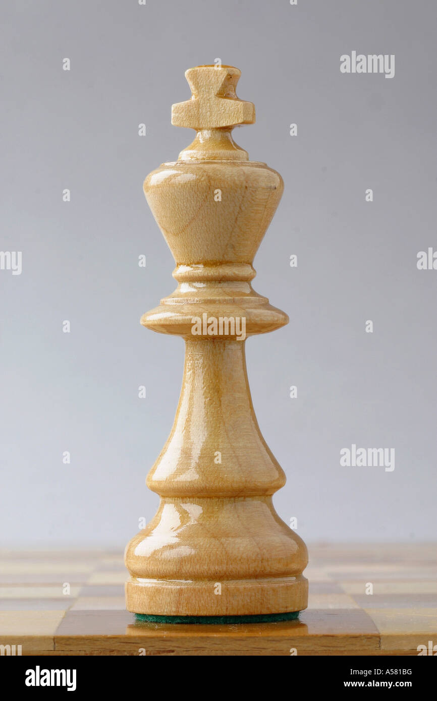 Chess, white king Stock Photo - Alamy