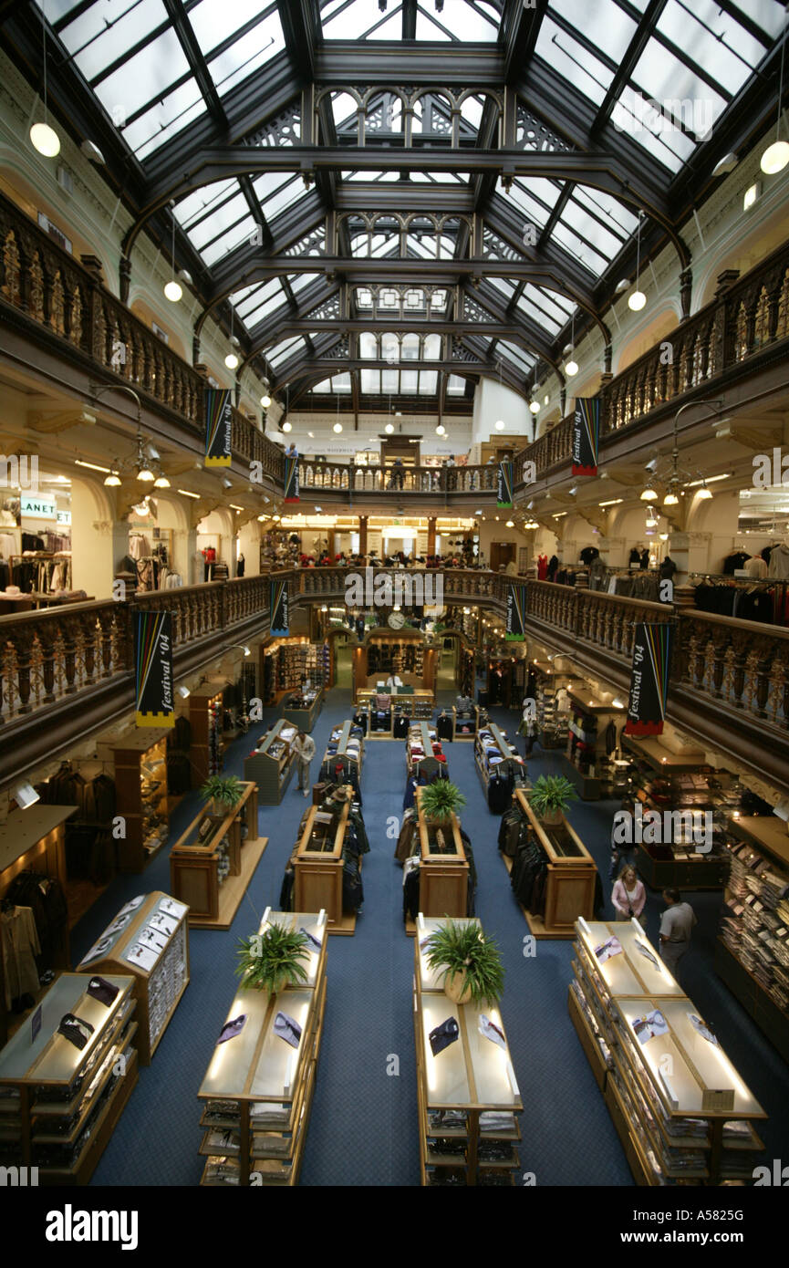 Shopping mall in edinburgh hi-res stock photography and images - Alamy