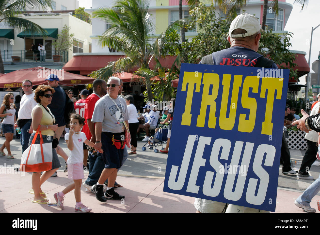 Christian preachers hi-res stock photography and images - Alamy