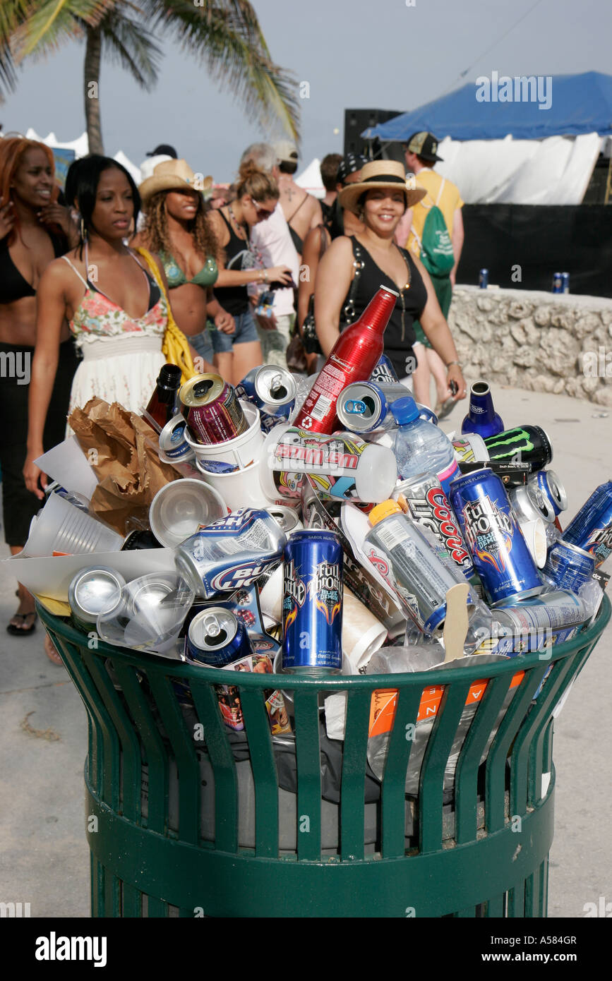 Miami beach florida trash can hi-res stock photography and images - Alamy