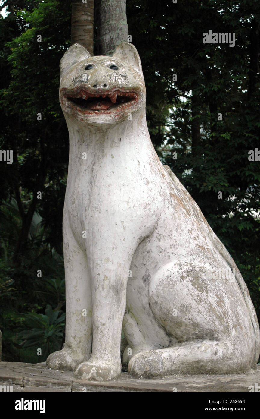 Lowenstatue hi-res stock photography and images - Alamy