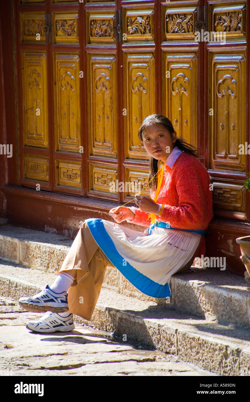 Young naxi girl hi-res stock photography and images - Alamy