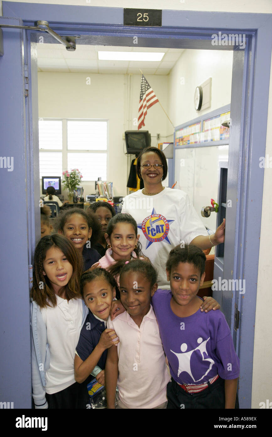 Liberty city lenora smith elementary school campus low income ...