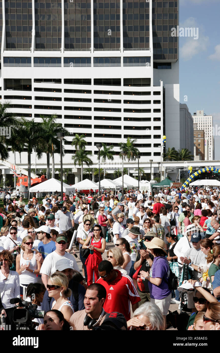 Purina walk for the animals hi-res stock photography and images - Alamy