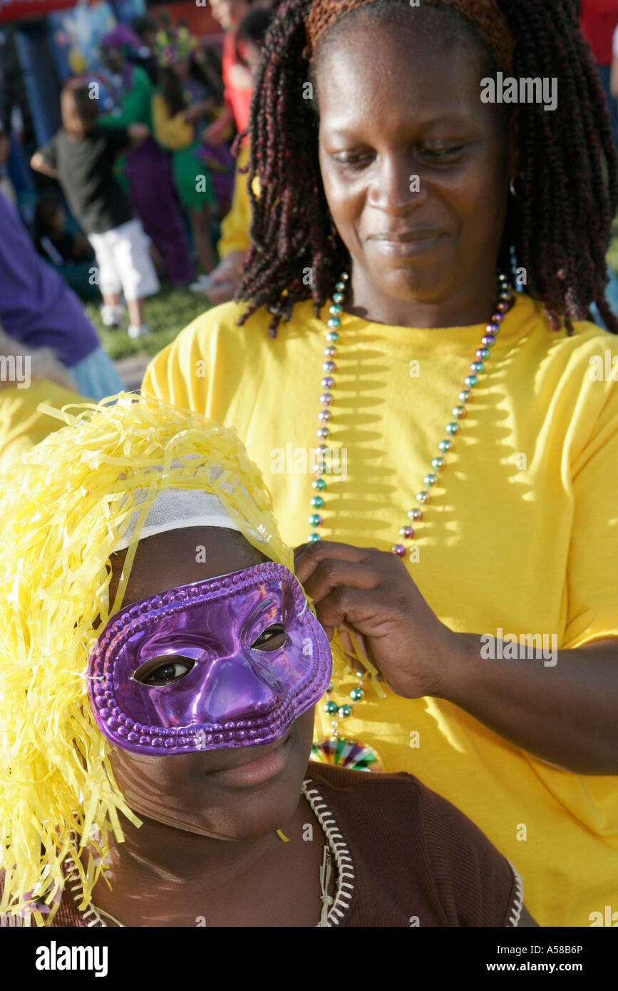 Mardi gras parade black woman female women hi-res stock photography and ...