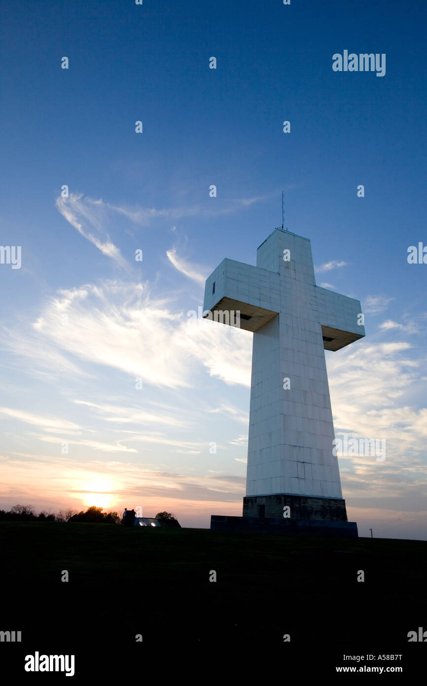 Bald Knob Cross in Alto Pass Southern Illinois Stock Photo - Alamy