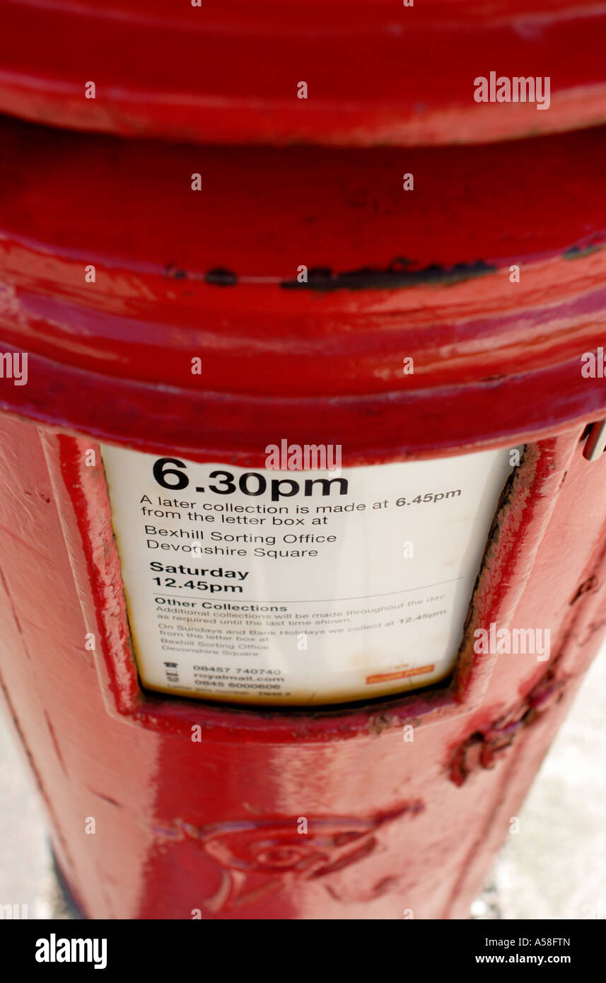 Royal Mail red letter box Stock Photo - Alamy