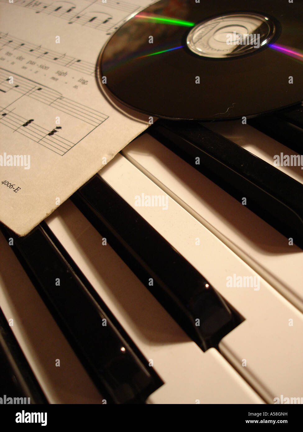 keyboard and music Stock Photo - Alamy