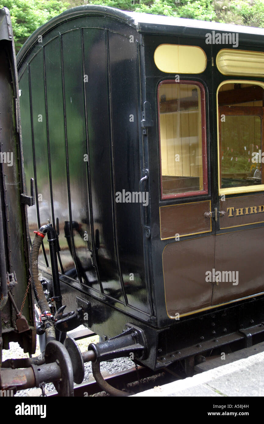 30th August 2006. Couplings of a Victorian railway carriage, Gwili ...