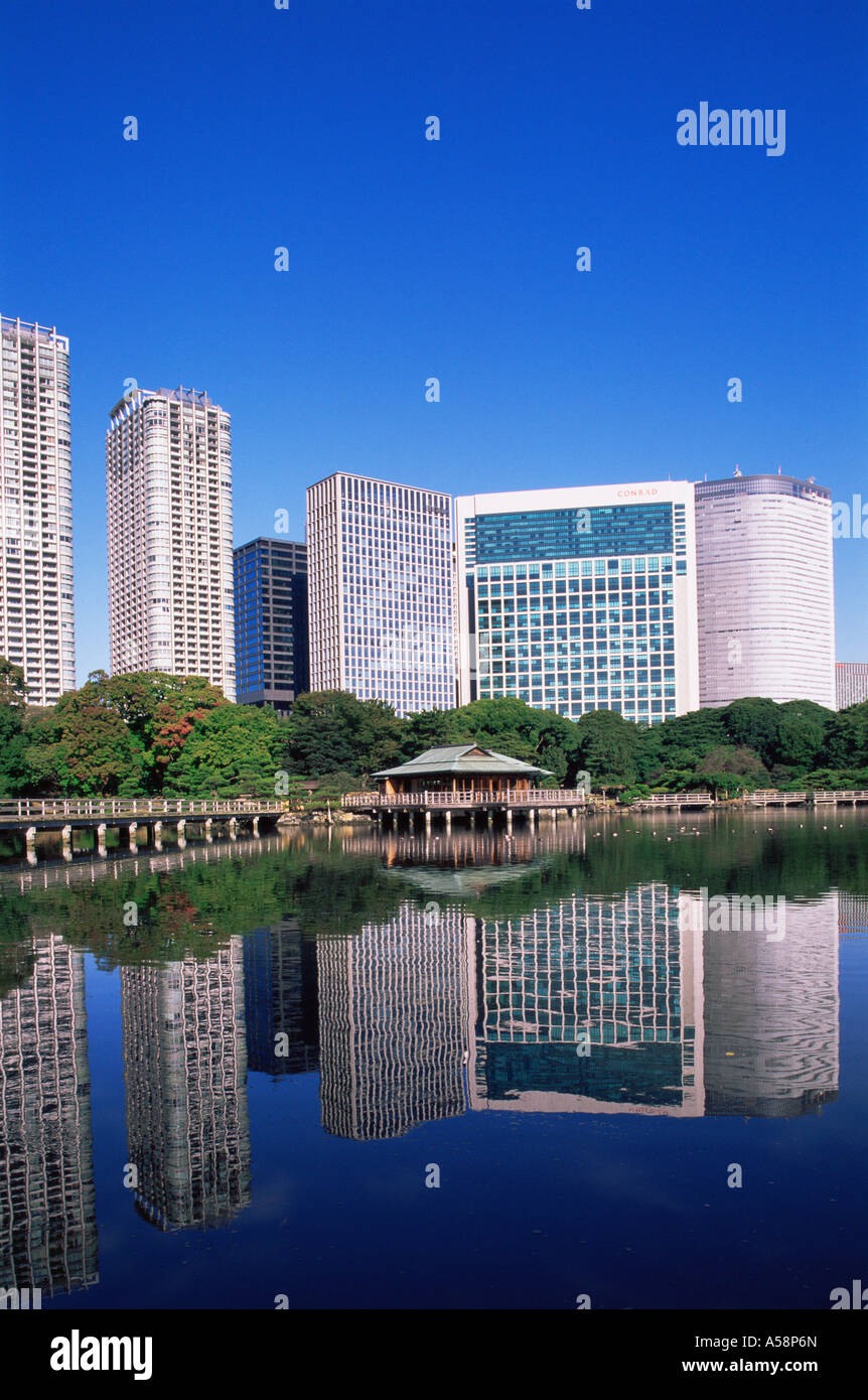Japan, Tokyo, Hama Rikyu Japanese Garden and Shiodome Area Skyline ...