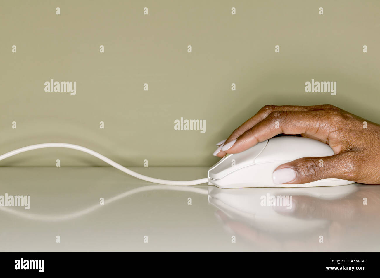 Person operating computer mouse hi-res stock photography and images - Alamy