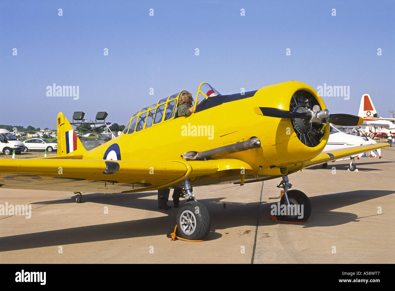 North american 16 harvard hi-res stock photography and images - Alamy