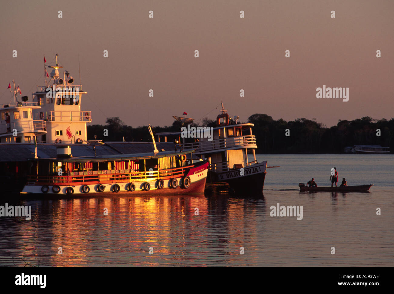 sunset on rio negro, tefe amazonas brazil Stock Photo - Alamy