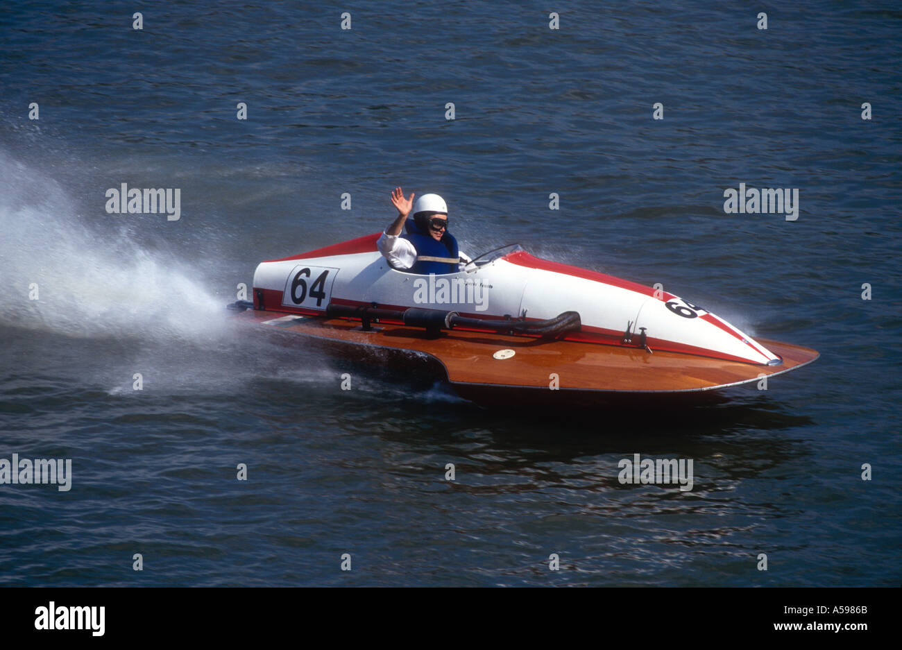 A 1960s Three Point Hydroplane underway Stock Photo - Alamy