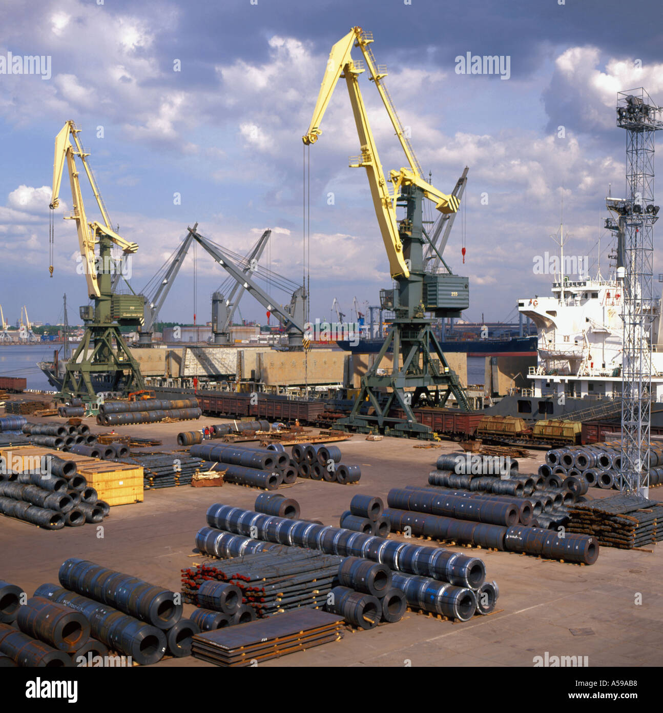 Loading steel at the commercial docks, St Petersburg, Russia Stock ...