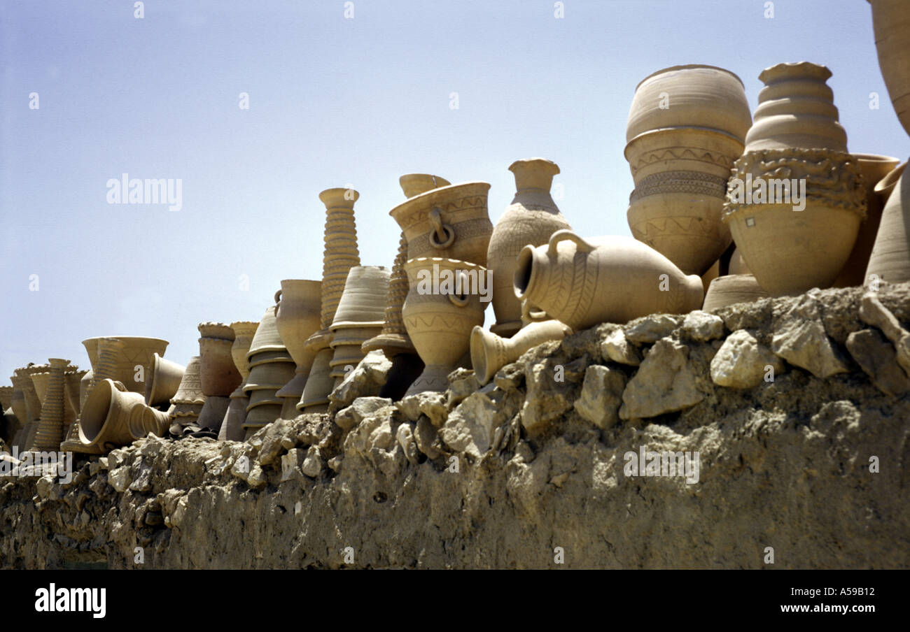 Traditional bahrain pottery hi-res stock photography and images - Alamy