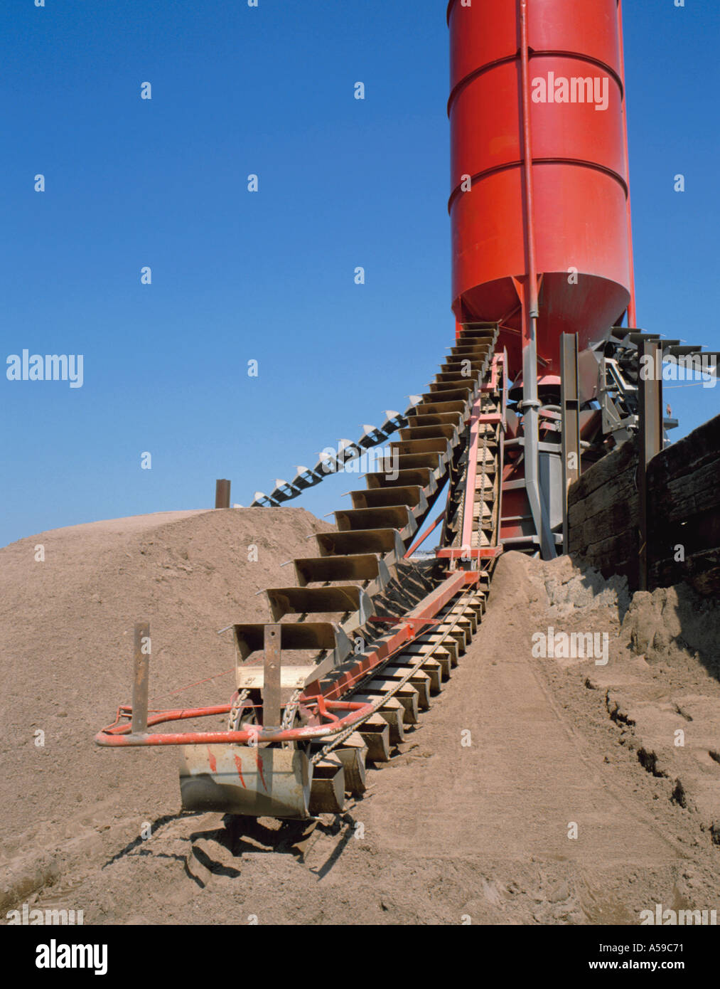 Concrete buckets construction hi-res stock photography and images - Alamy