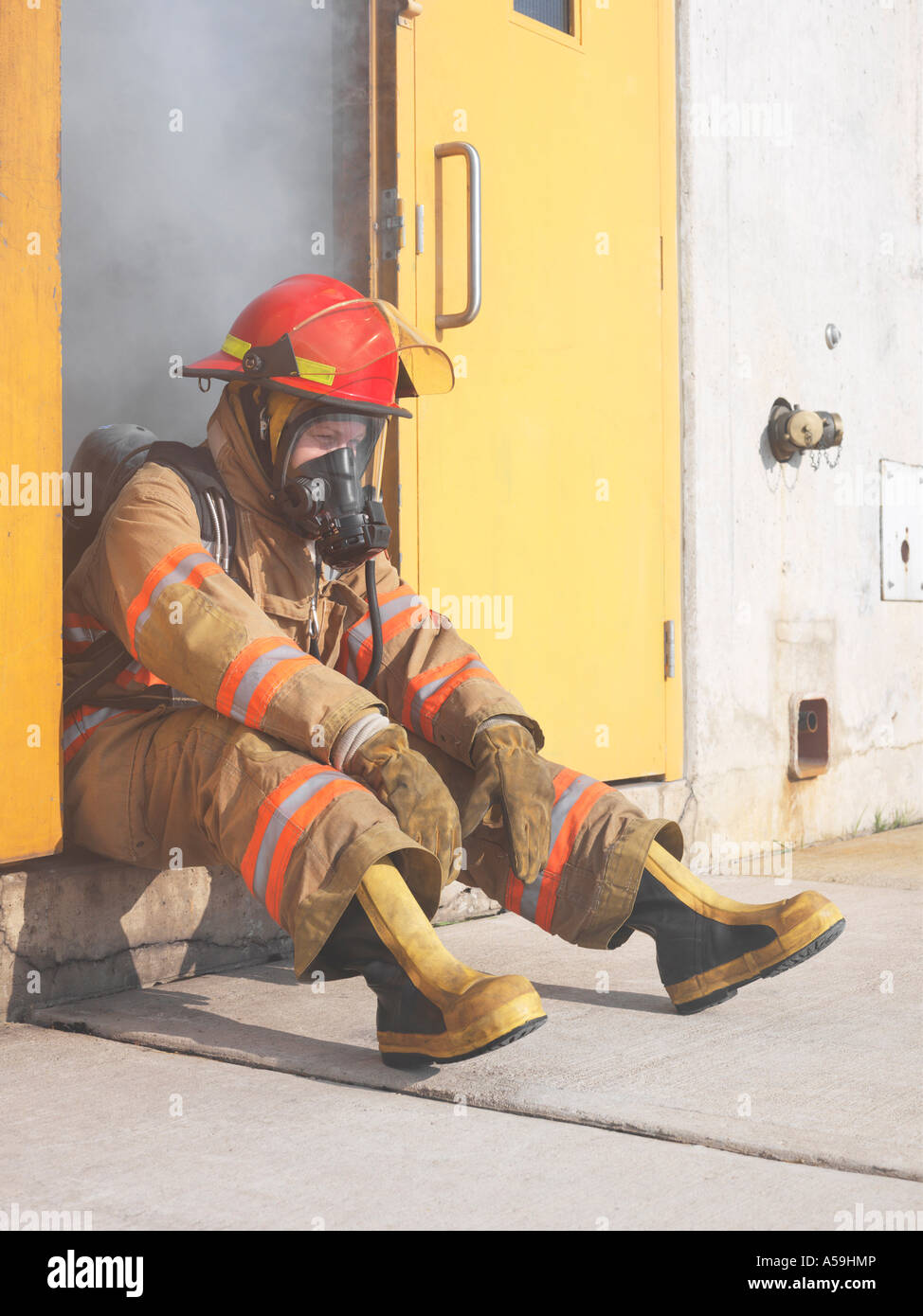 Man break sit doorway hi-res stock photography and images - Alamy