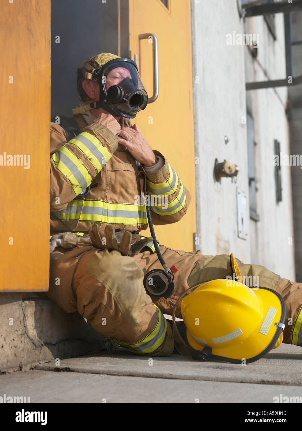 Middle Breaking Open High Resolution Stock Photography and Images - Alamy