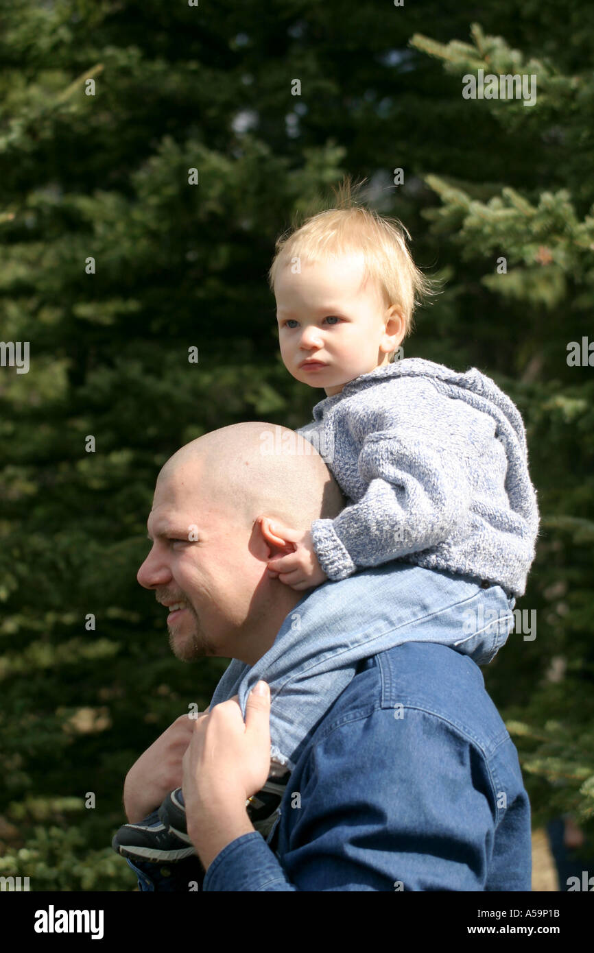 Father with his small son Stock Photo - Alamy