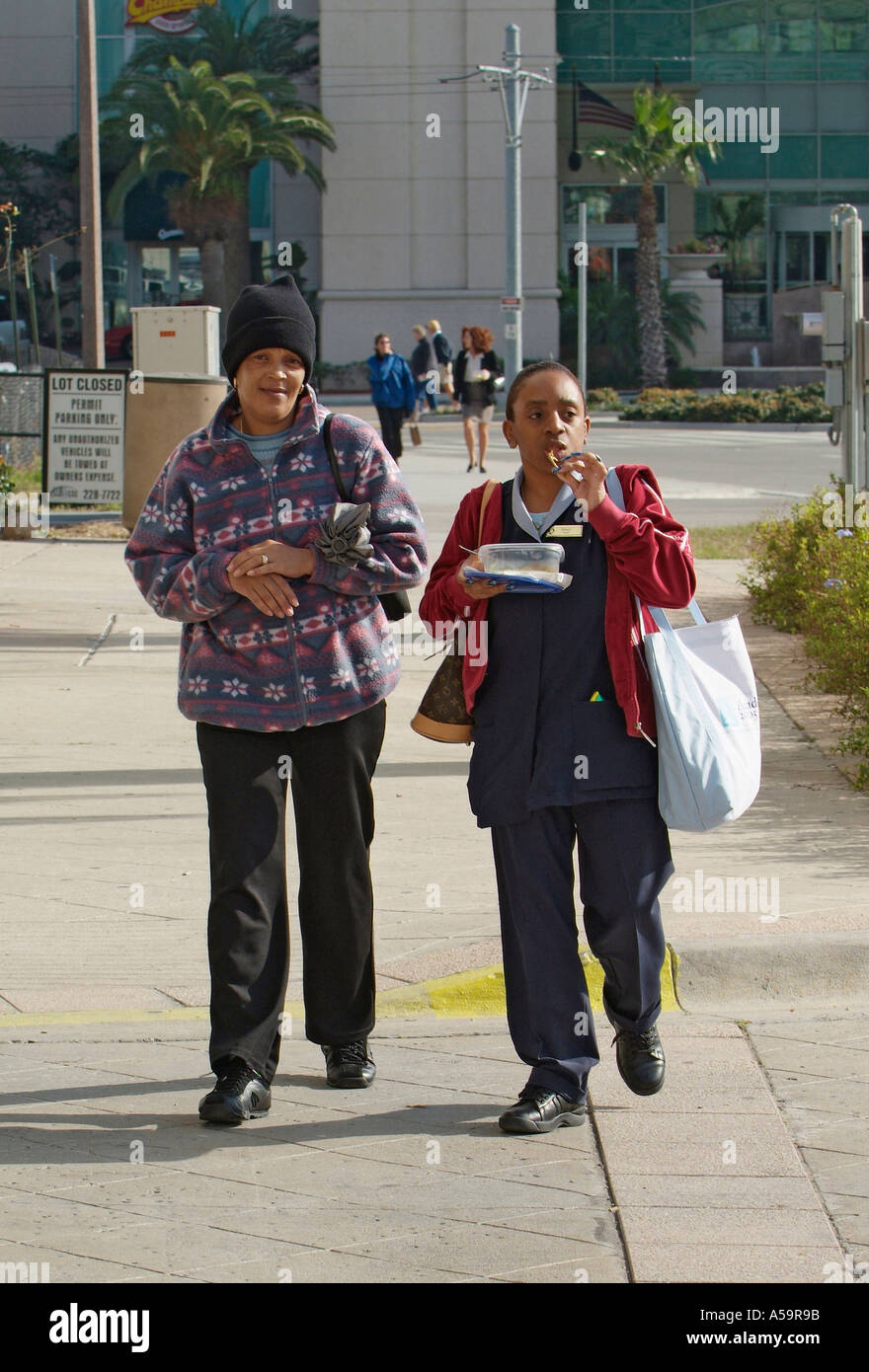 Walking in tampa hi-res stock photography and images - Alamy