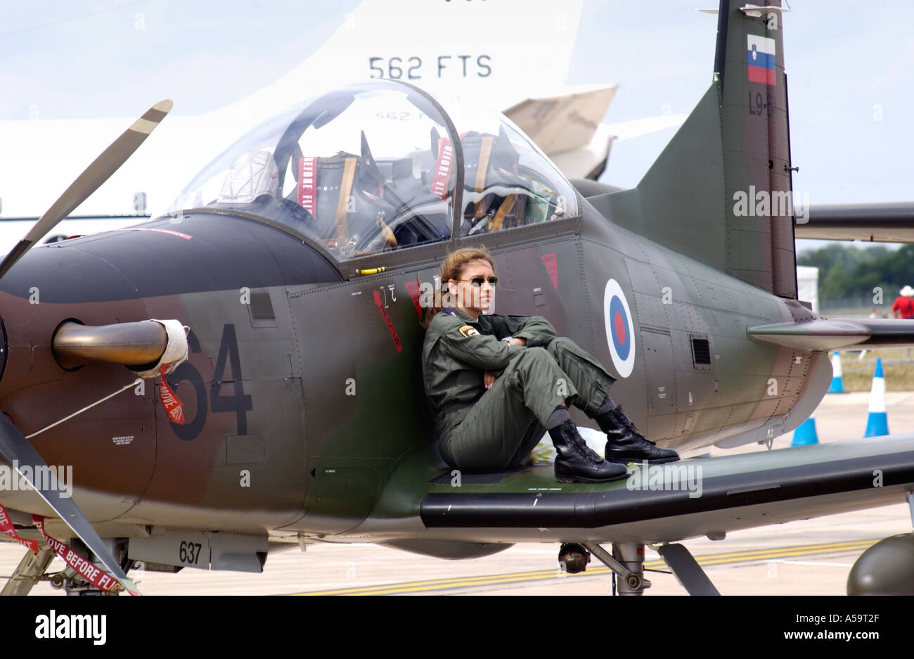 THE ROYAL INTERNATIONAL AIR TATTOO RAF FAIRFORD Aircrew sitting on wing ...