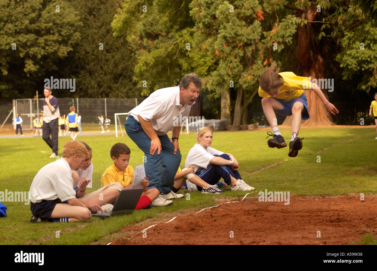 Primary school sports day girls hi-res stock photography and images - Alamy