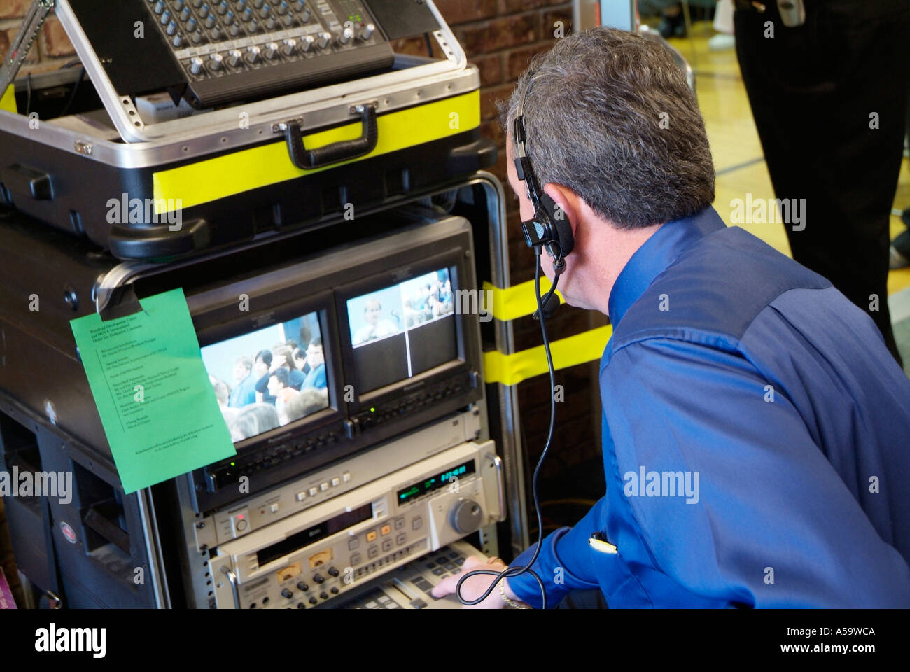 Editor television hi-res stock photography and images - Alamy