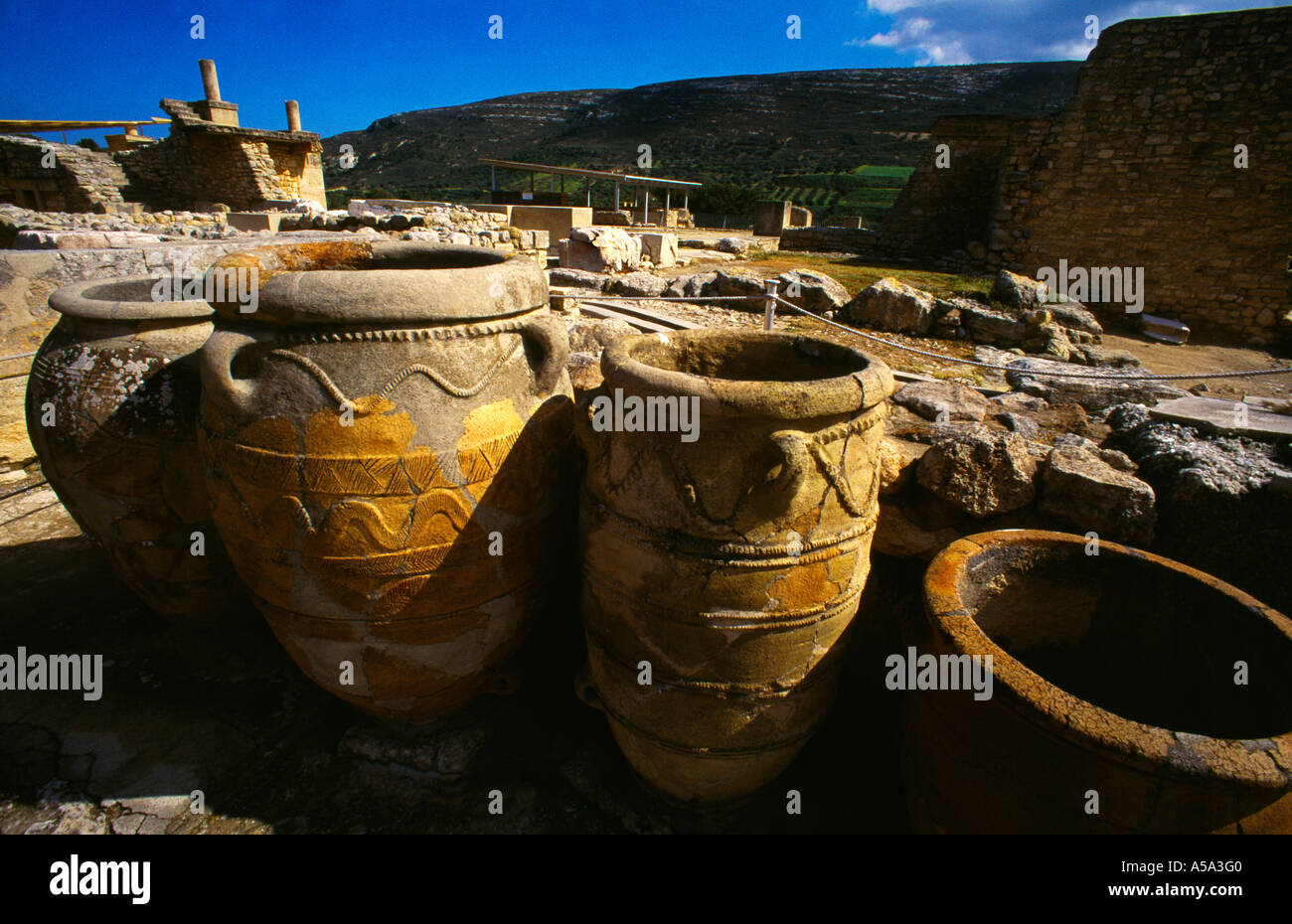 Minoan storage jars at knossos hi-res stock photography and images - Alamy