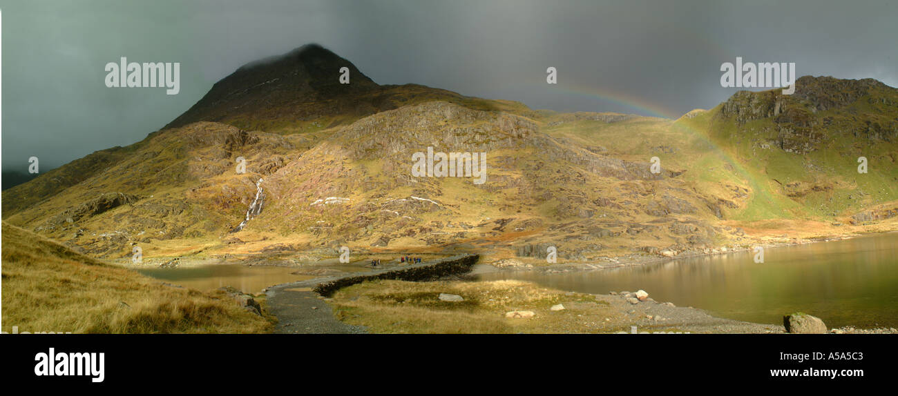 Snowdon causeway hi-res stock photography and images - Alamy