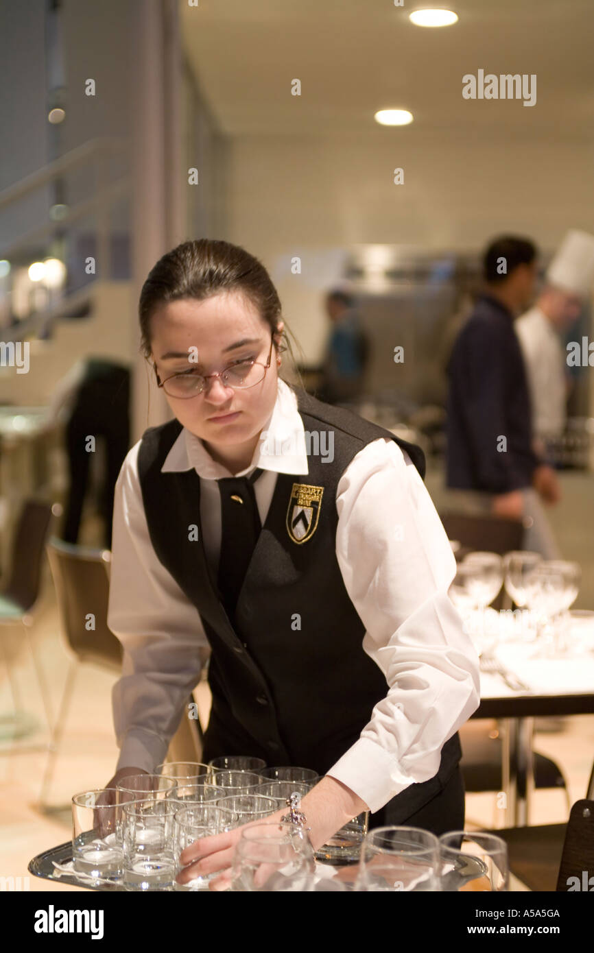 Waitress at work Stock Photo - Alamy