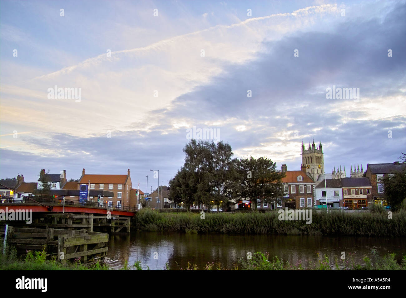 Old toll bridge hi-res stock photography and images - Alamy