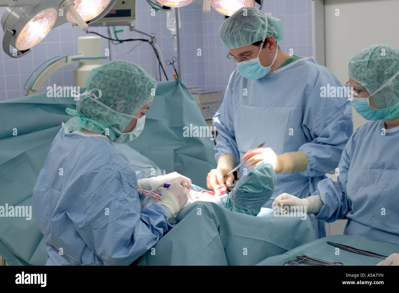 Sterilitaet High Resolution Stock Photography and Images - Alamy