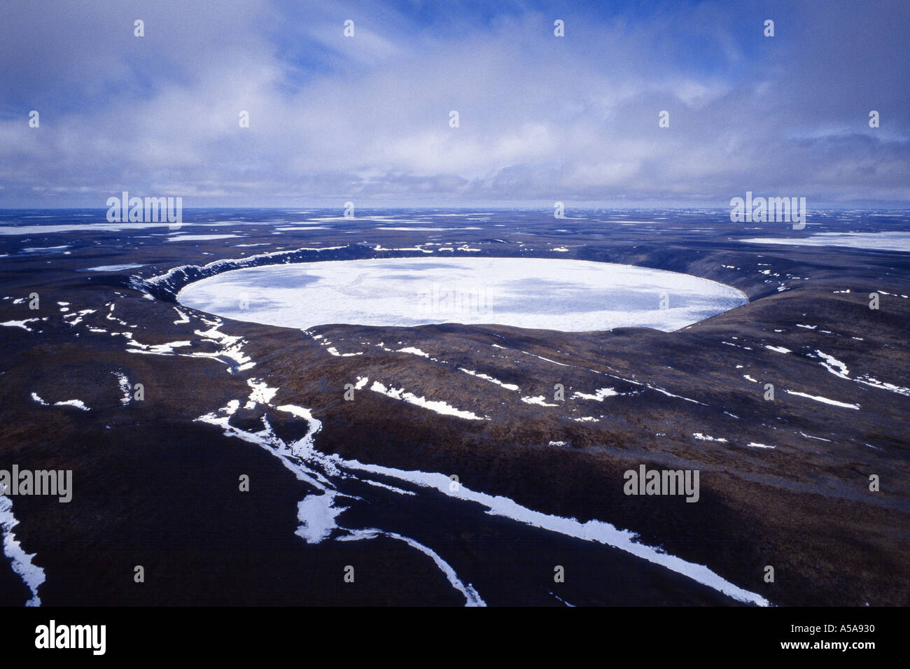 Nouveau Quebec Crater Stock Photo - Alamy