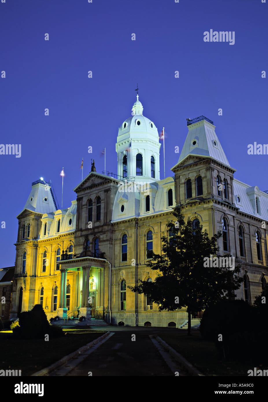 New brunswick legislative building hi-res stock photography and images ...