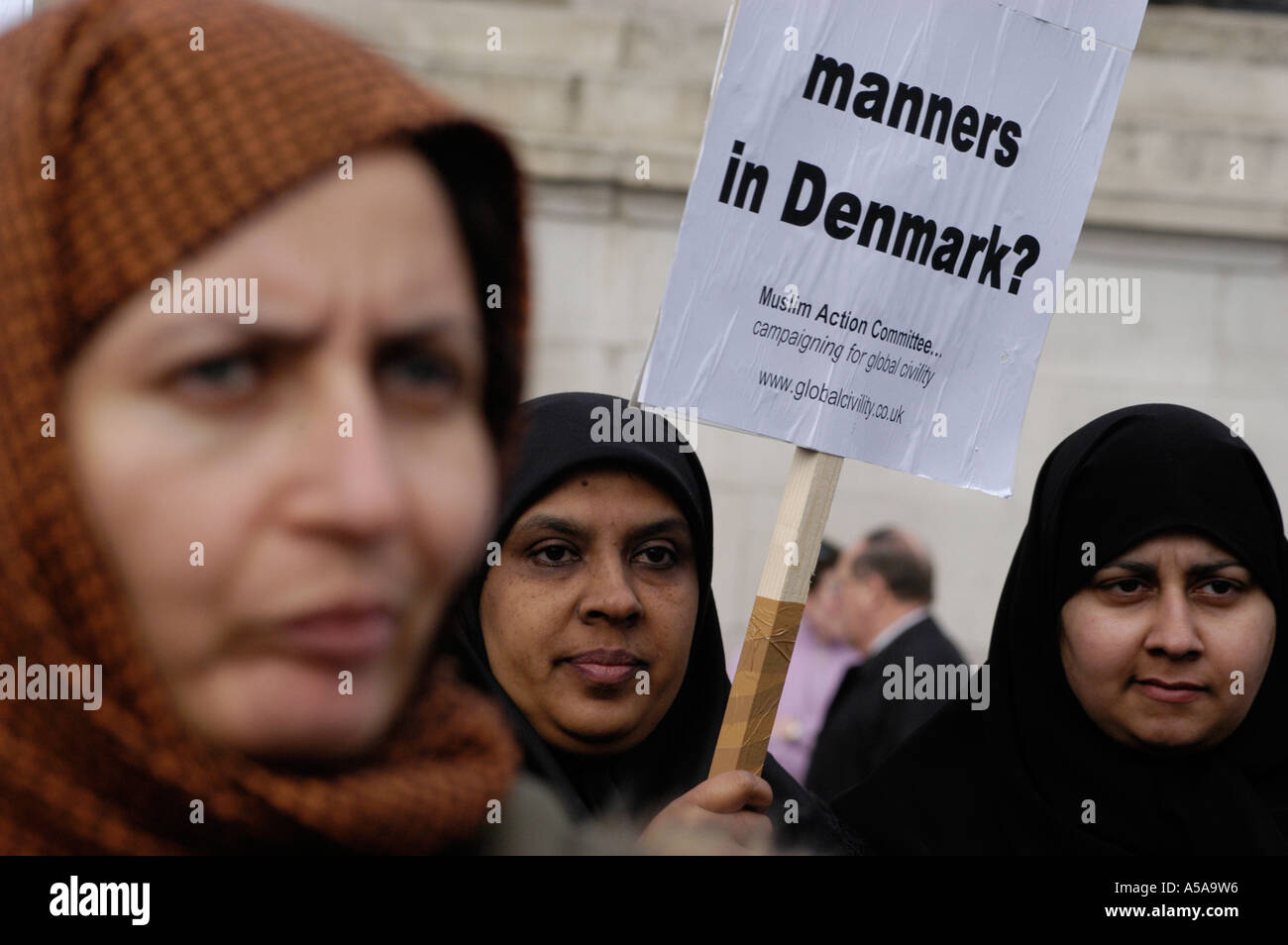 Muslim action committee hi-res stock photography and images - Alamy