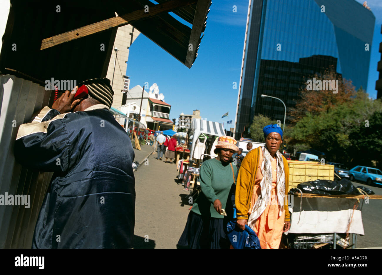 A street scene in Johannesburg South Africa Stock Photo - Alamy