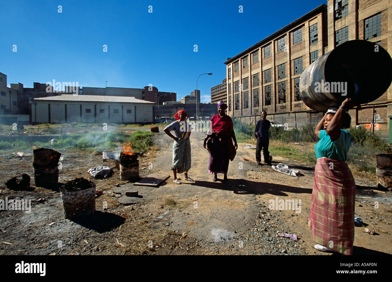 Mai Mai women in Johannesburg South Africa Stock Photo - Alamy
